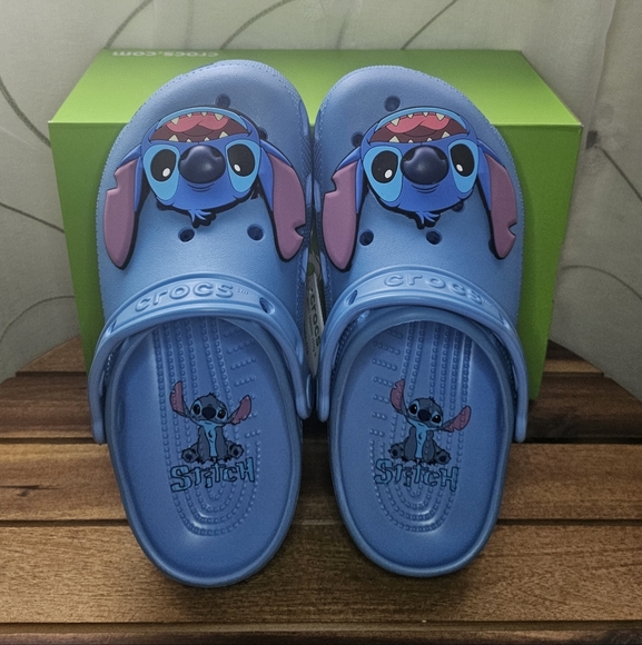 CROCS | Shoes | New Crocs Disney Lilo And Stitch Clog Shoes Size J4 Can ...